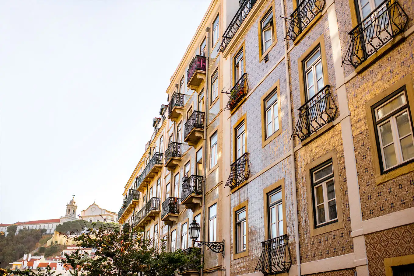 Bairro social em Portugal: o que é e quem tem direito a residir - Euro ...