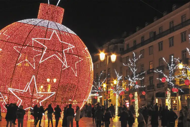 O que fazer no Natal em Portugal: dezembro tem atividades por todo o ...
