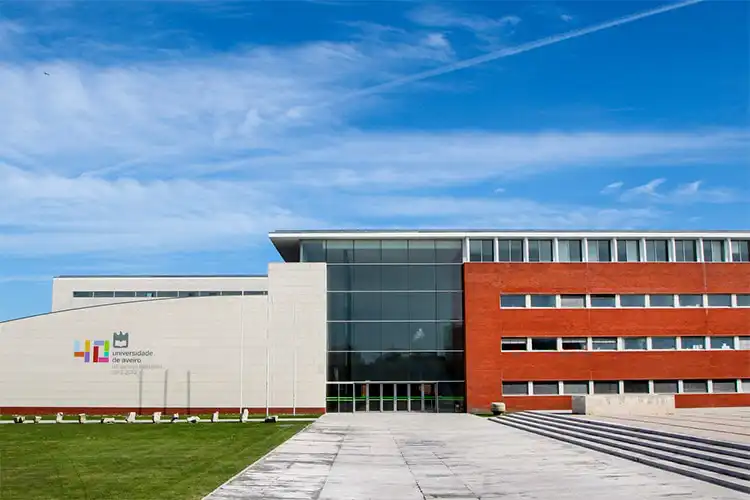 Universidade Aveiro Logo