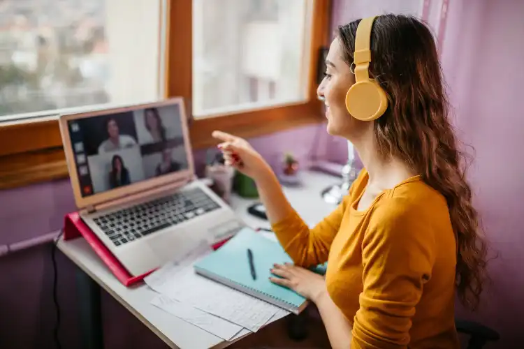 Open English ou English Live: qual o melhor curso de inglês online